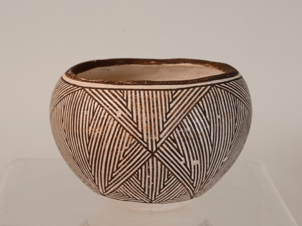 Acoma Pueblo Fine Line Pottery Jar By Rose Chino – Antique American ...